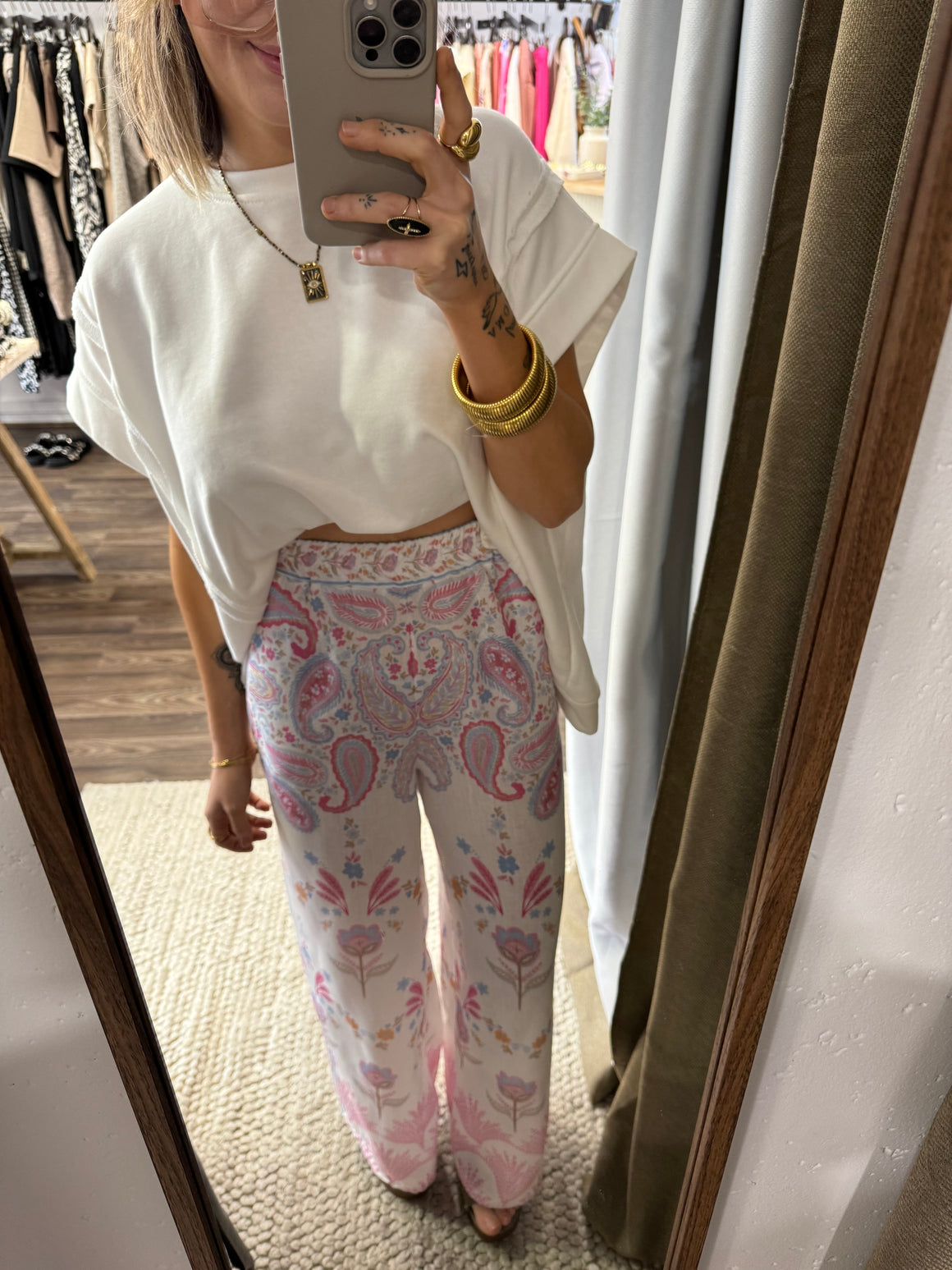 Lover's – L O V E R ' S